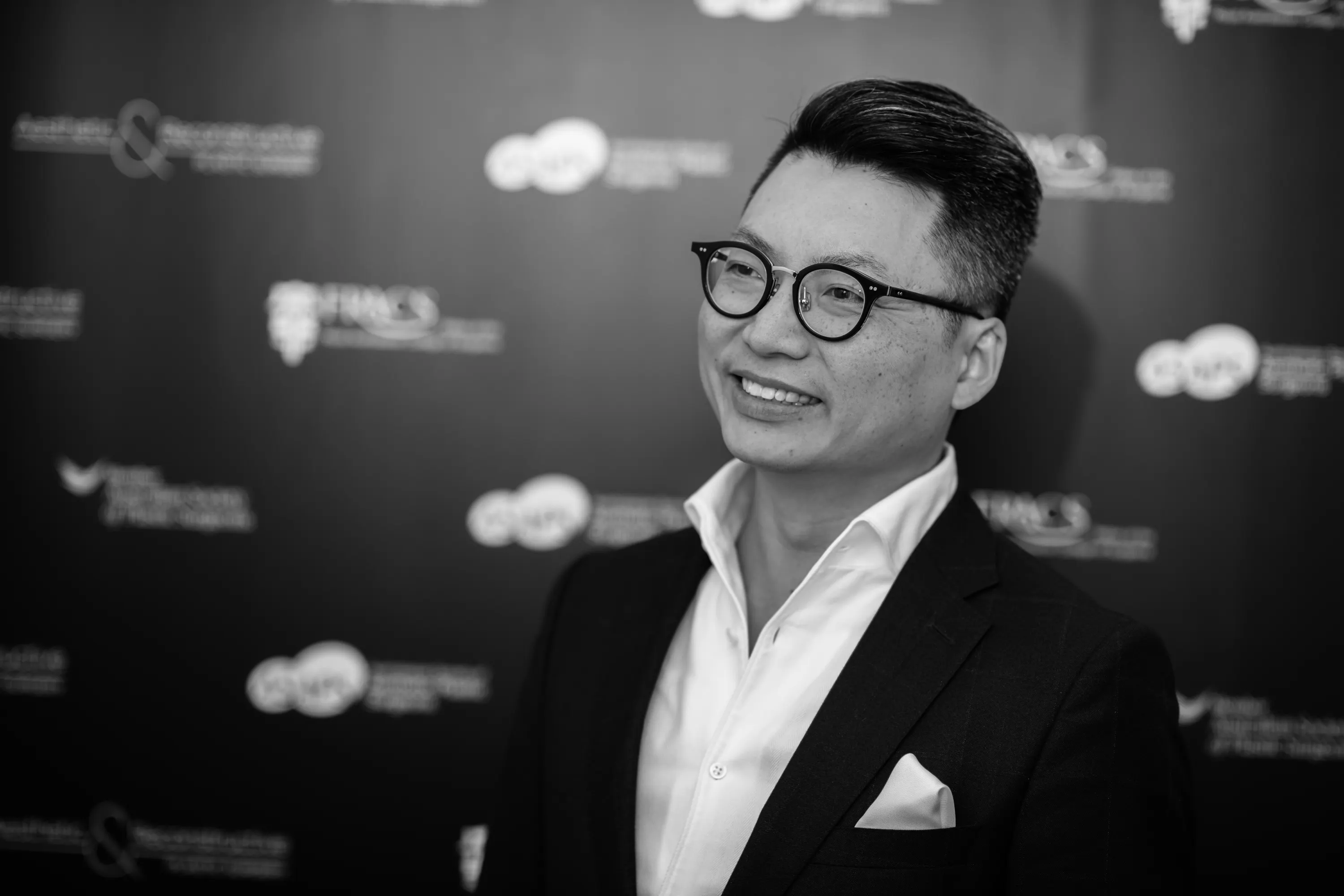 AR Plastic Surgery by Dr Eddie Cheng - Book an Appointment Online
